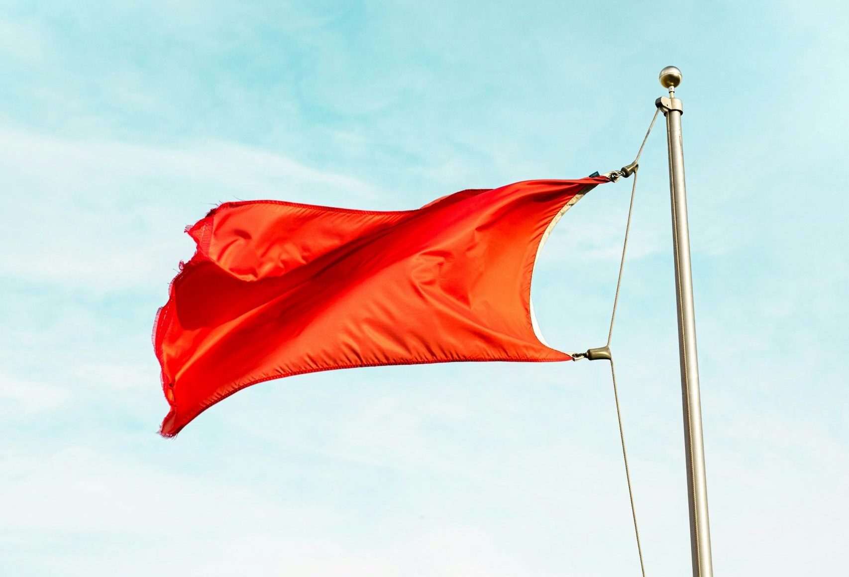 14 BANDERAS ROJAS EN LA PRIMERA CITA. CASO REAL